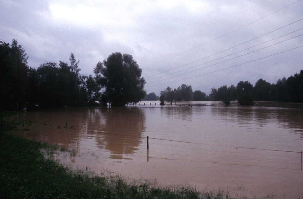 Leveloggers Help Establish Long-Term Flood Data Collection Method